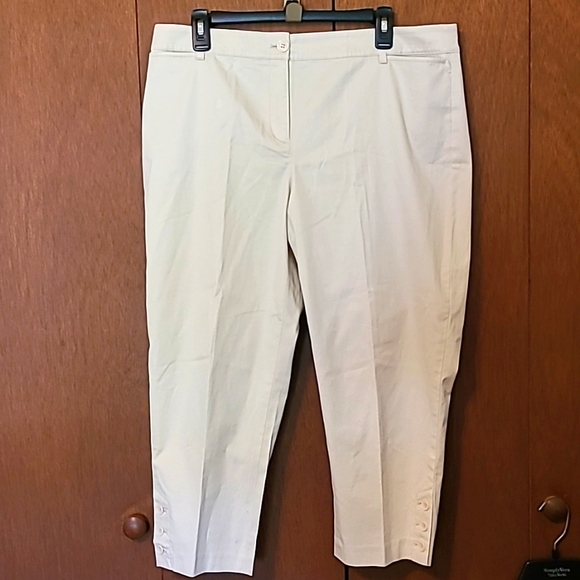 Talbots | Pants & Jumpsuits | Talbots Khaki Perfect Crop Capri Pants ...